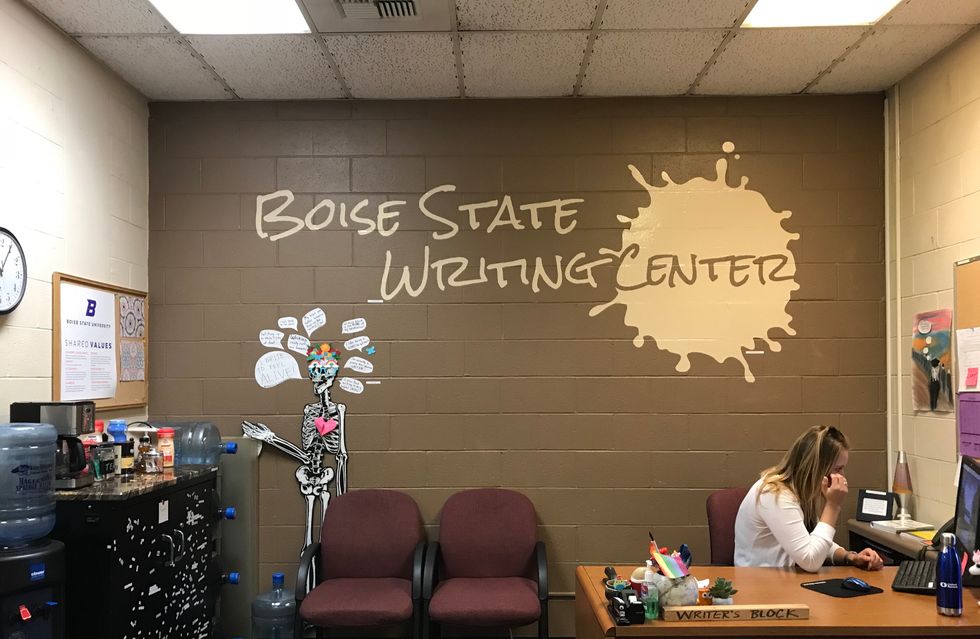 10 Reasons to visit your college's writing center