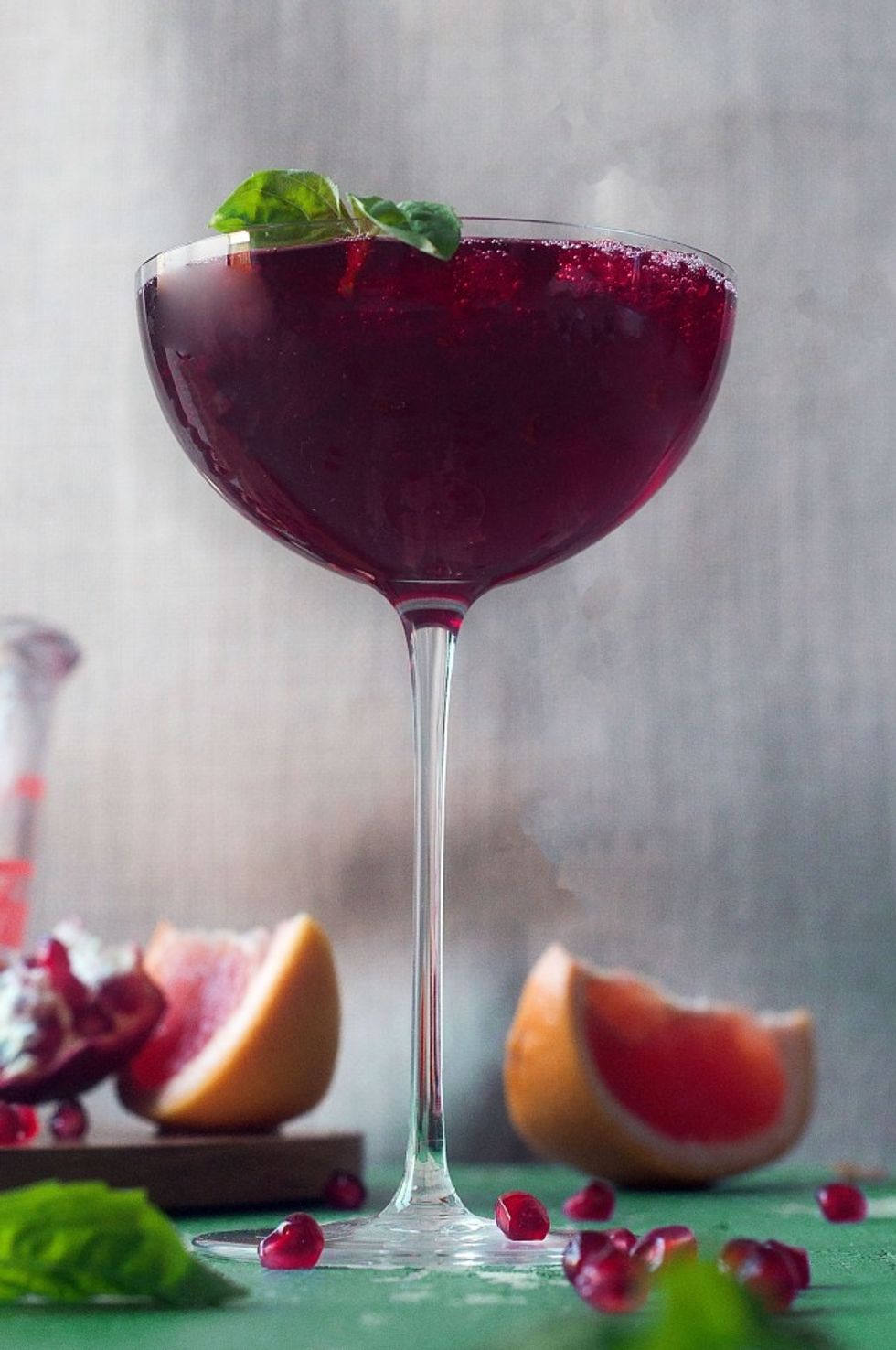 18 Champagne Cocktail Recipes For New Year's Eve