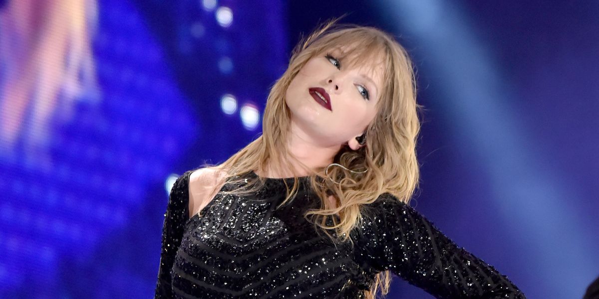 Conservatives Angry at Taylor Swift After Endorsing Democrat - PAPER ...