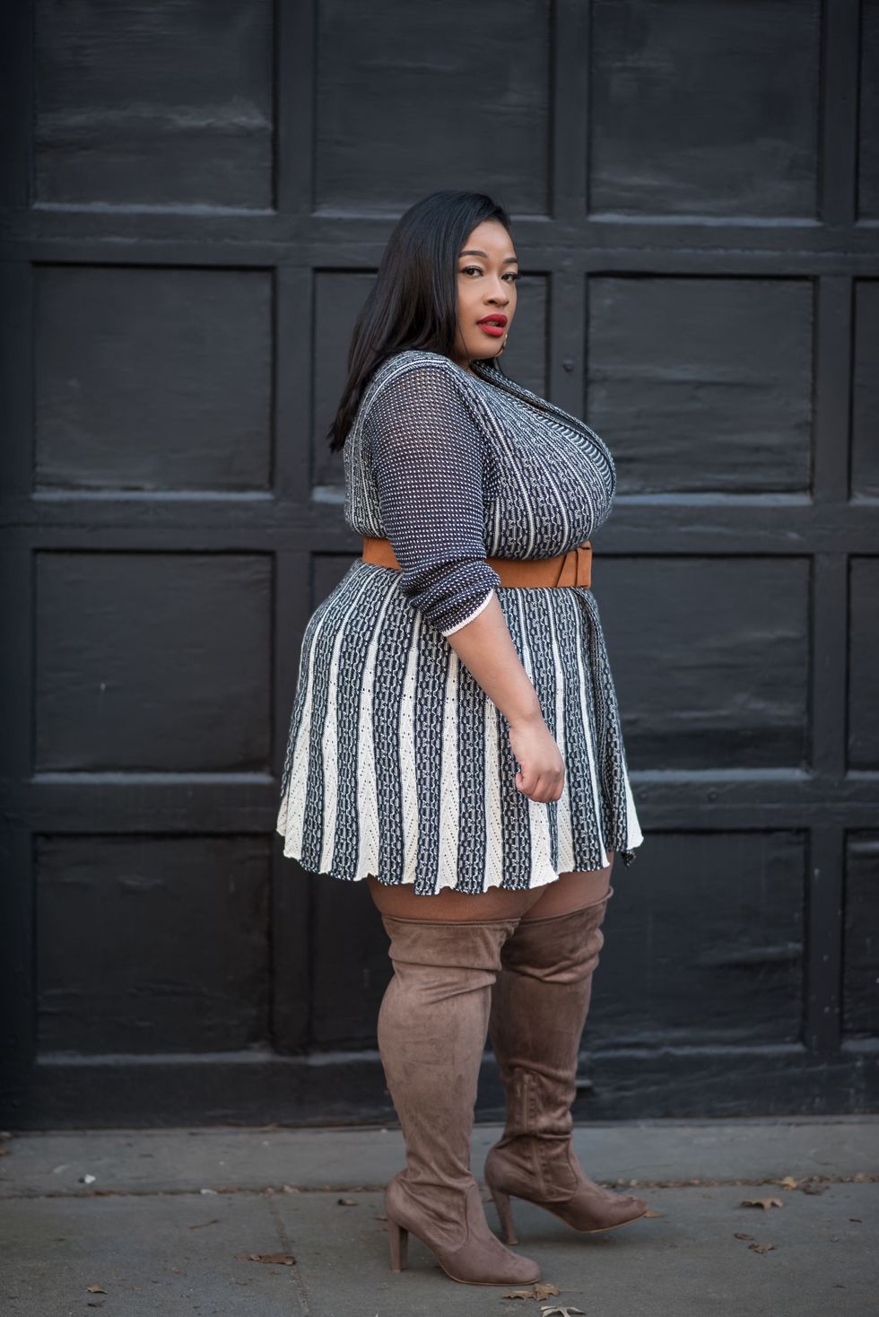 Essie Golden Leads The #GoldenConfidence Movement - xoNecole