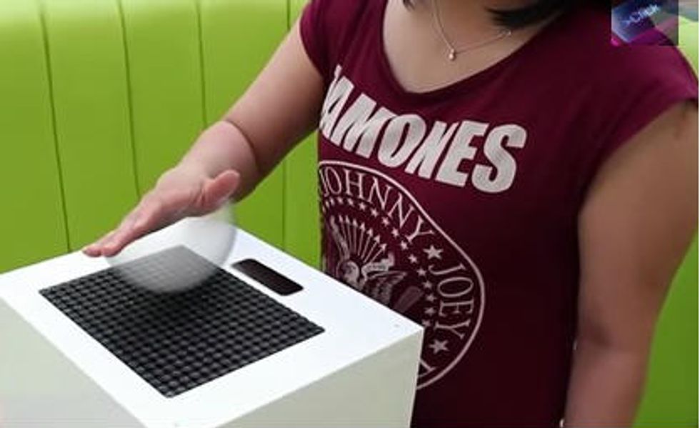 Incredible Technology Lets You Feel Objects Without Touching - TheBlaze