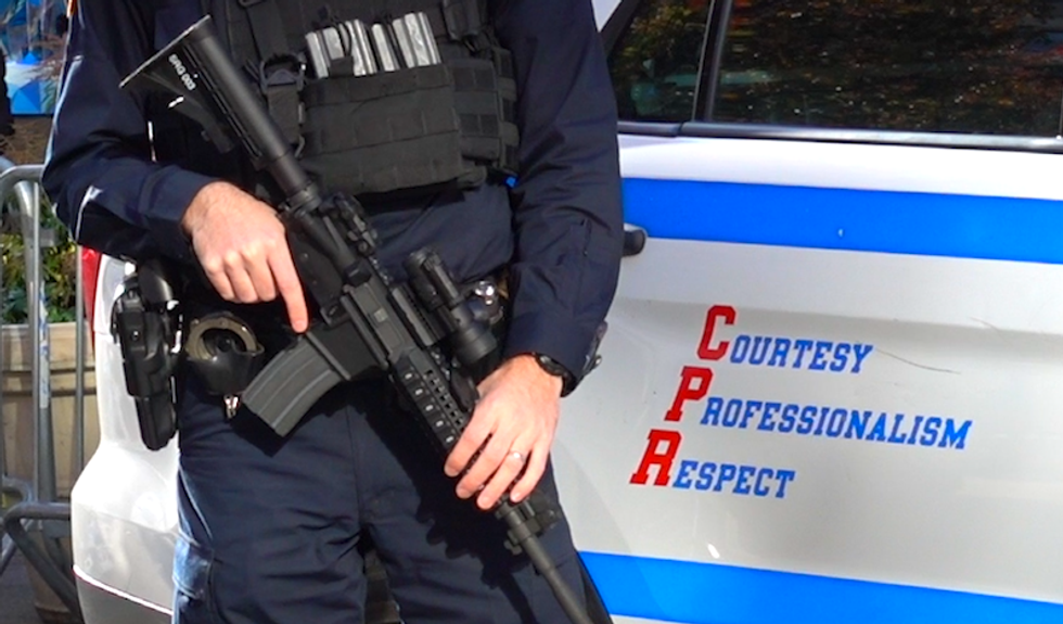 Inside the NYPD's Extraordinary, Heavily-Armed Security Perimeter in ...
