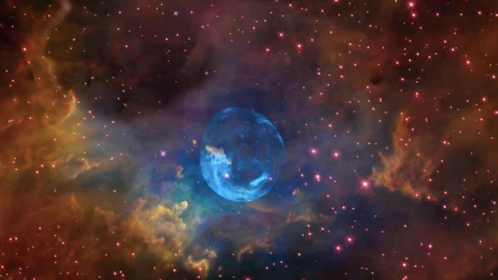 Gigantic Star Blows Big Cosmic Bubble into Outer Space in Newly ...