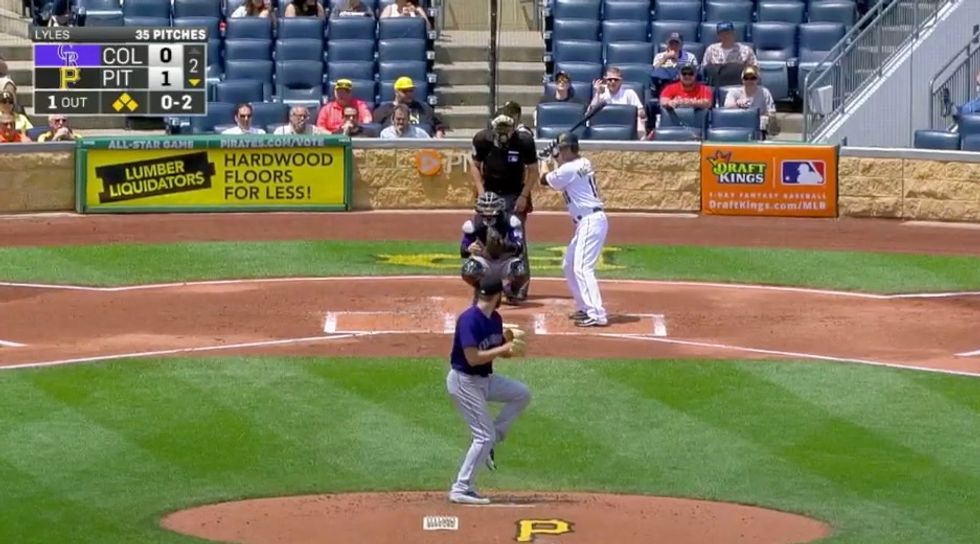 That Is Tough to See': Scary Moment As Pirates Pitcher Is Hit in Face ...