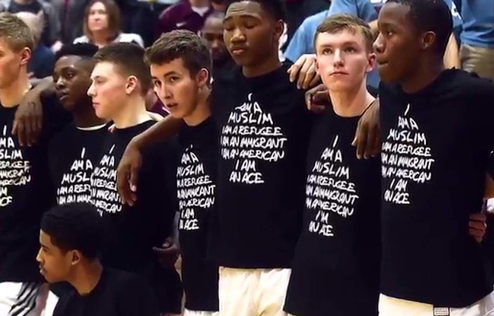 High school basketball team makes pointed political statement before ...