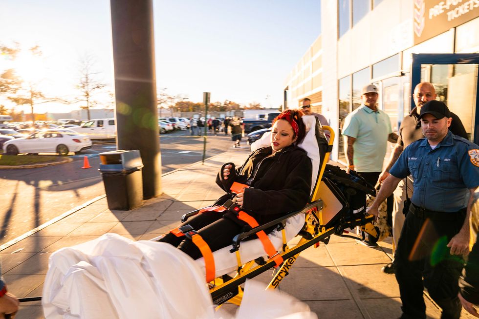 Inside Exxxotica 2018: the Largest U.S. Porn Convention - PAPER Magazine