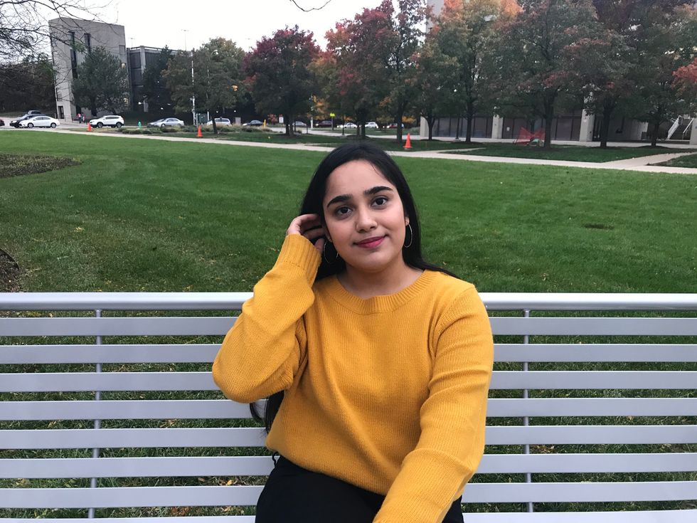 10 simply cute poses for girls