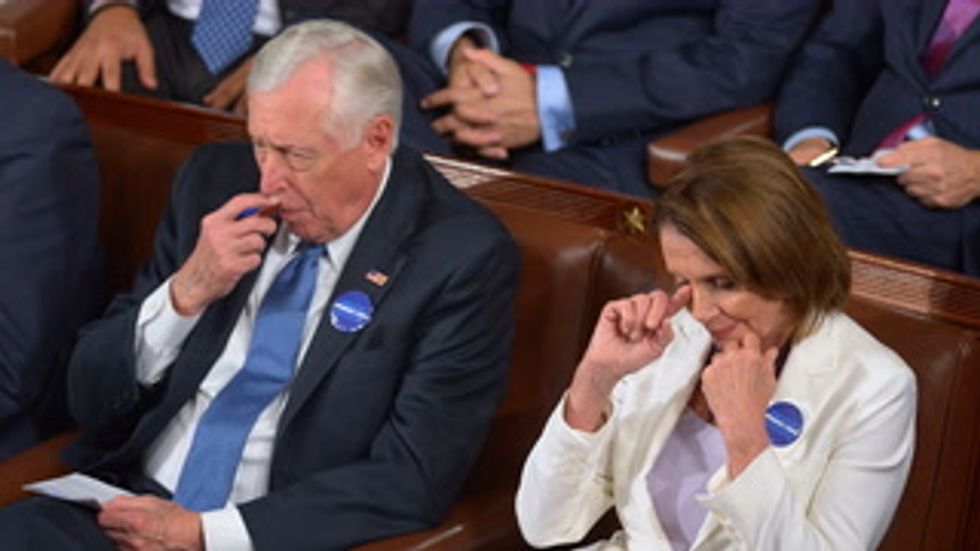 Democrats embarrass themselves during Trump's Congressial speech - TheBlaze