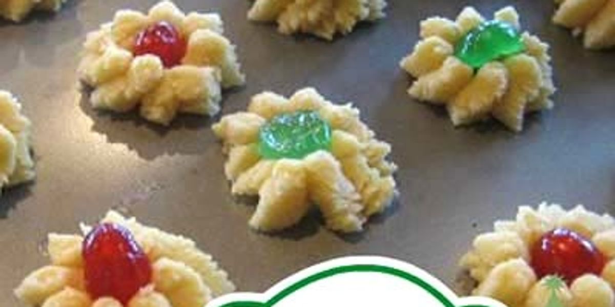 Spritz Cookies Recipe (Swedish Butter Cookies) - My Recipe Magic