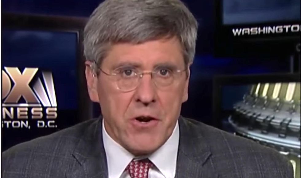 Here's what Trump's former economic advisor says tariffs will do to the ...