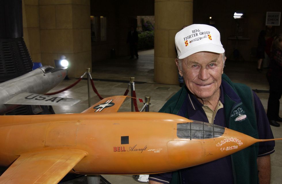 Chuck Yeager sets the record straight on Hollywood's depiction of Neil ...