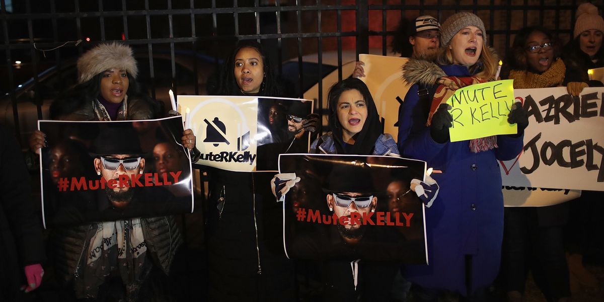 R. Kelly Dropped by Record Label Sony Music - PAPER Magazine