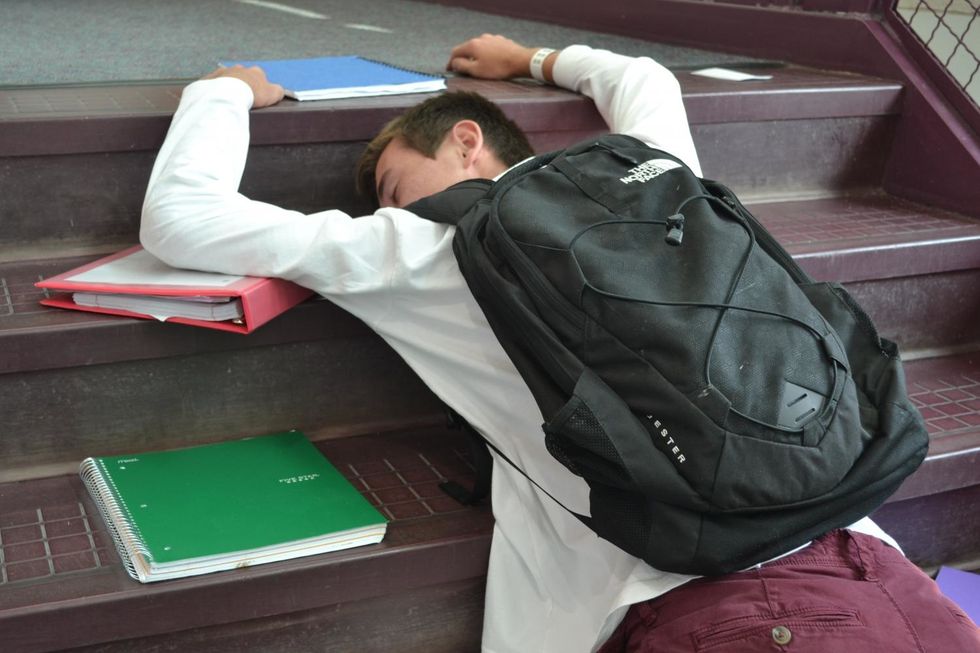 To People Who Walk Up The Stairs While On Their Phone