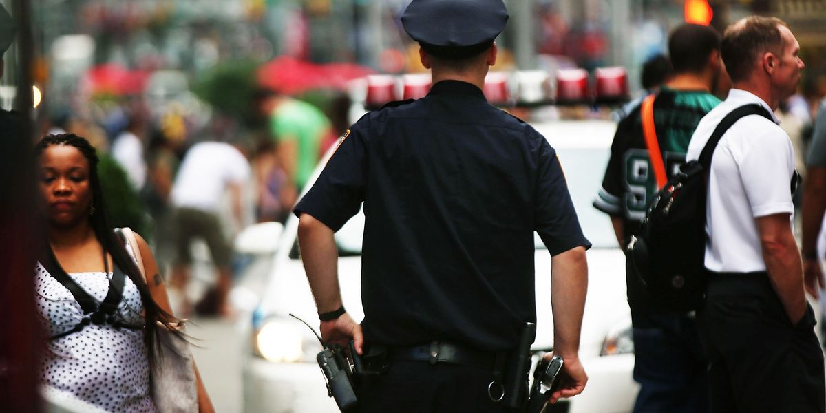 Circuit court: Flipping off cops protected by the First Amendment ...