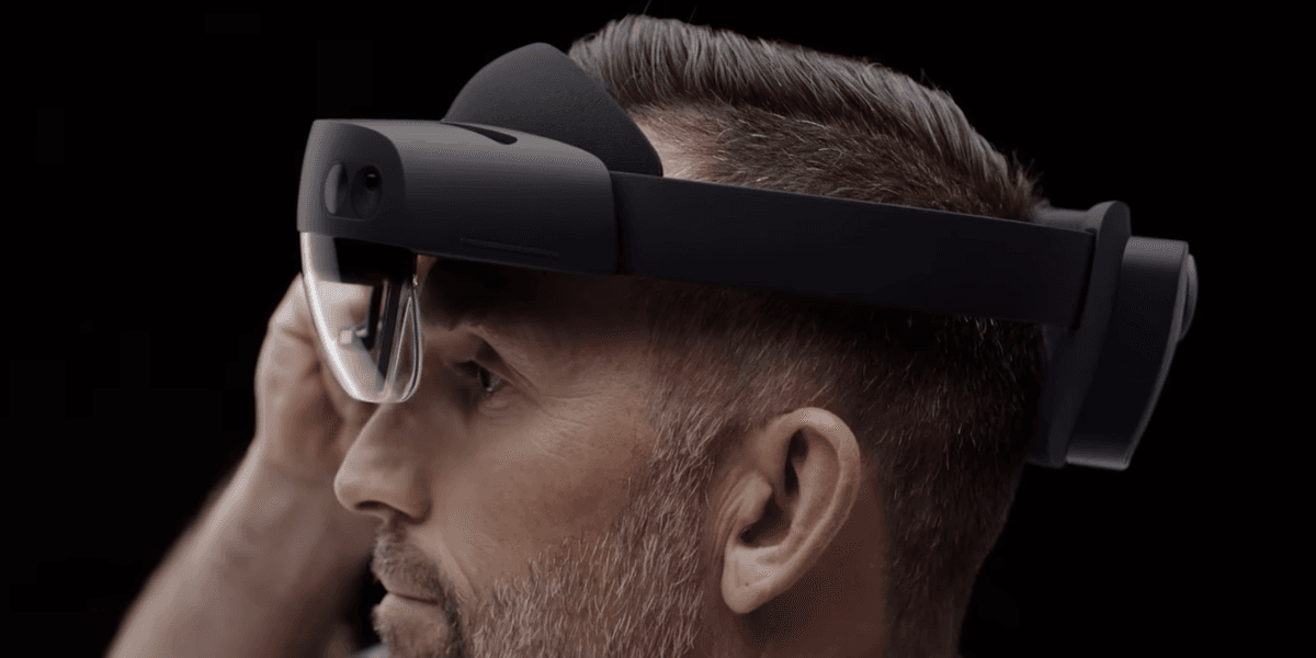 Microsoft reveals HoloLens 2 augmented reality headset - Gearbrain