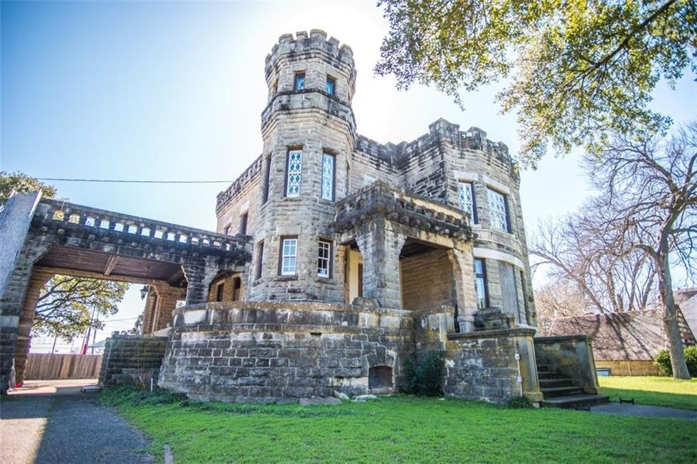 See inside the historic Texas castle being renovated by Chip and Joanna ...