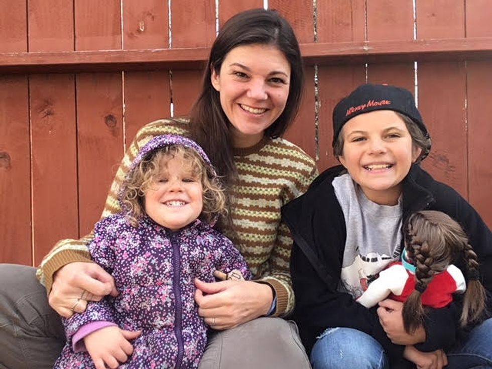 This mom left an abusive relationship and fell into poverty. Here's how ...