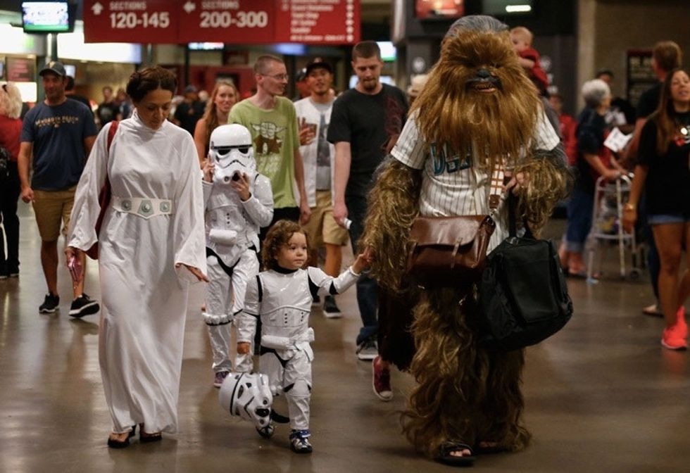 'Star Wars' fans are using this hashtag to ask Disney to do better ...