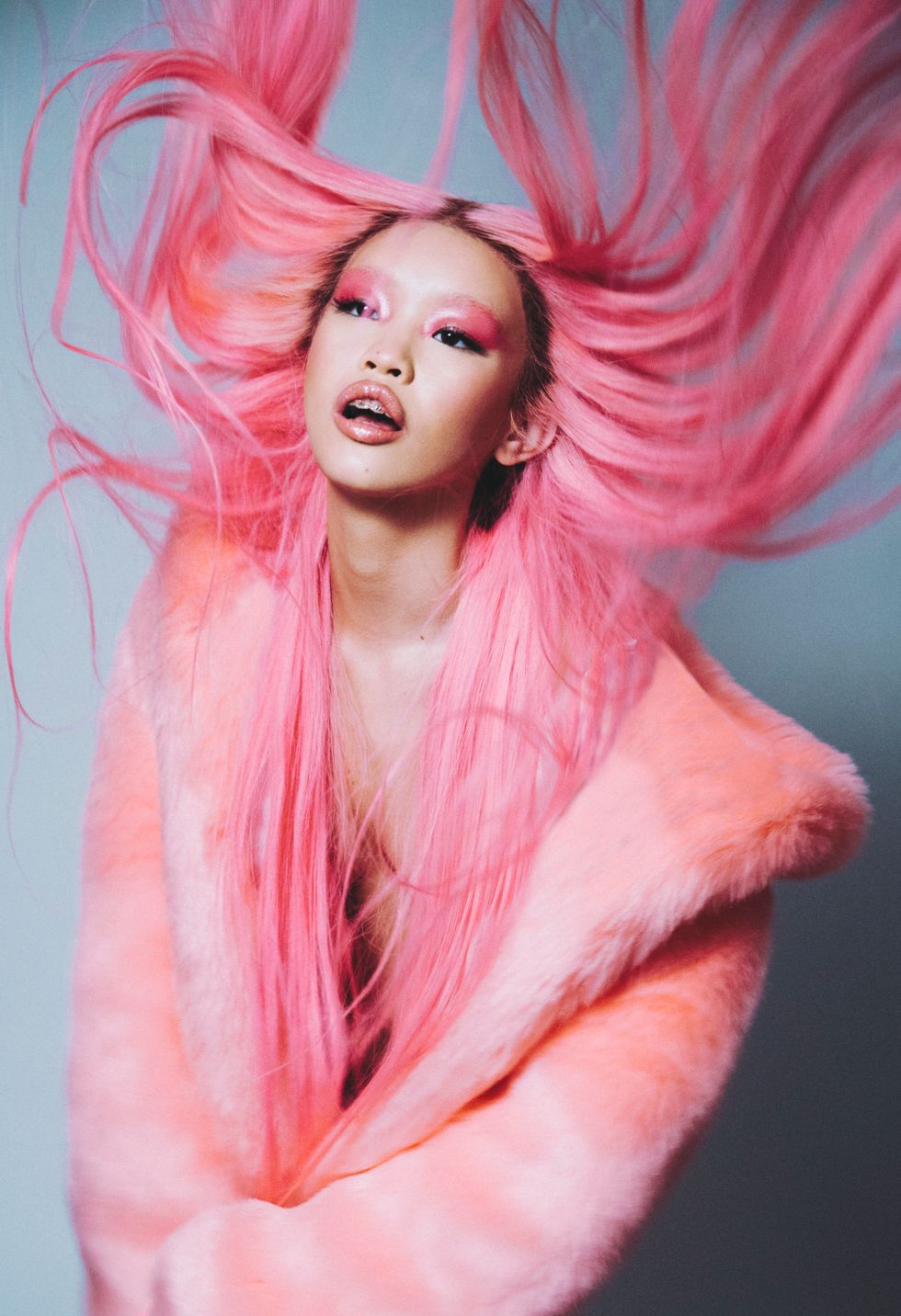 Meet Instagram Pink-Haired Instagram Model Chinqpink - PAPER Magazine