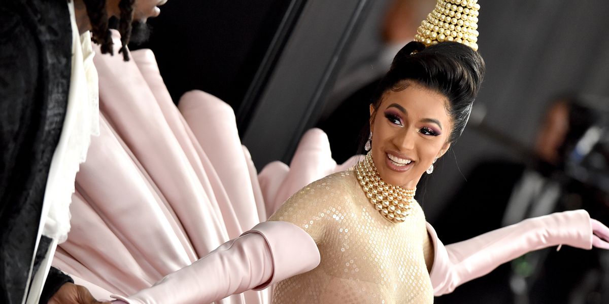 Cardi B Writing Memoir, Claims She Drugged and Robbed Men - PAPER Magazine