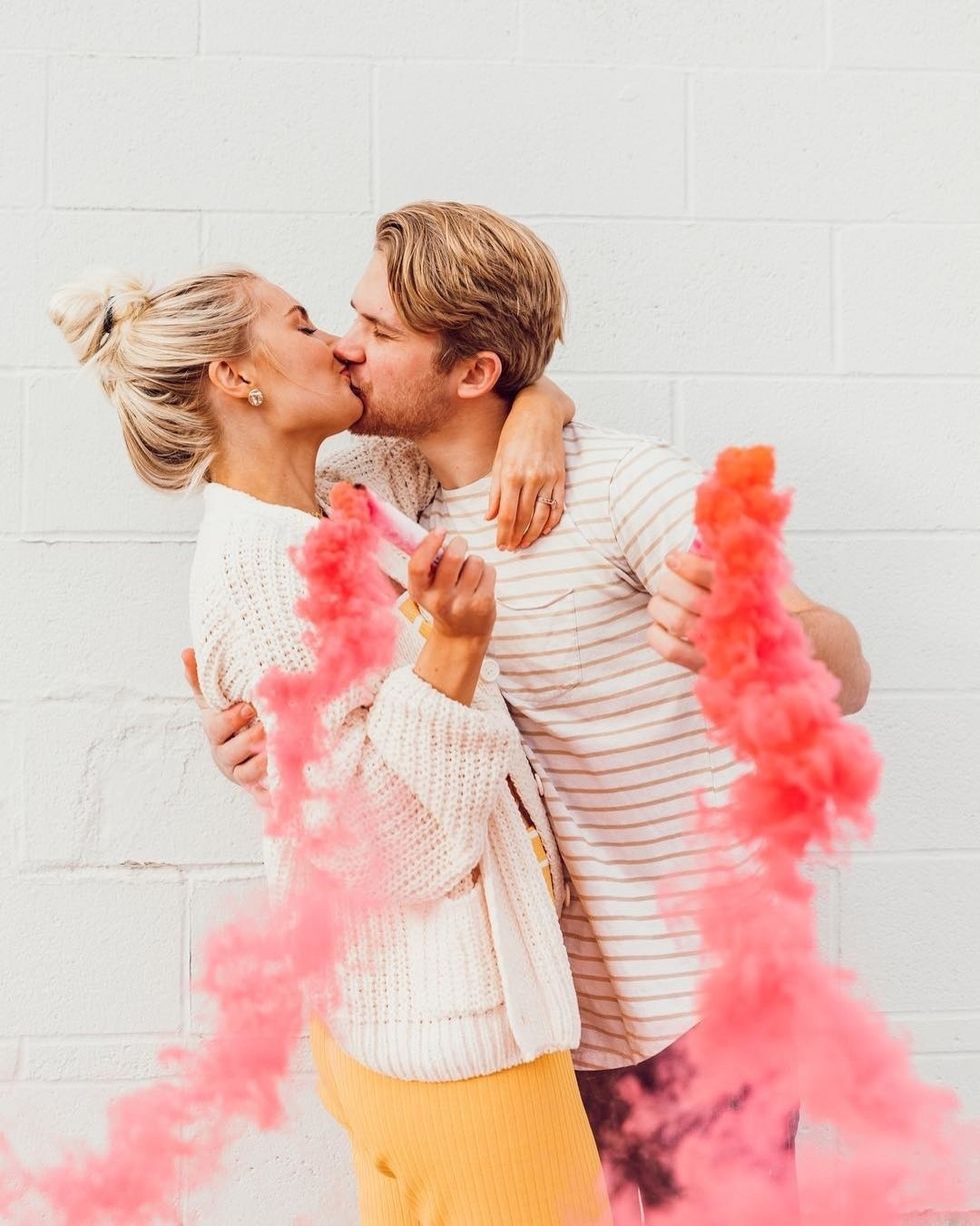 15 Adorable Gender Reveals That Will Trigger Your Baby Fever