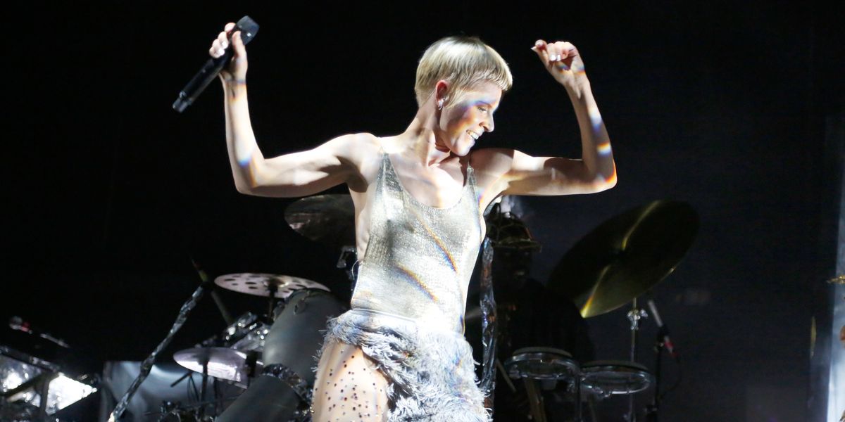 Robyn And Ssion Drop Between The Lines Video Paper Magazine