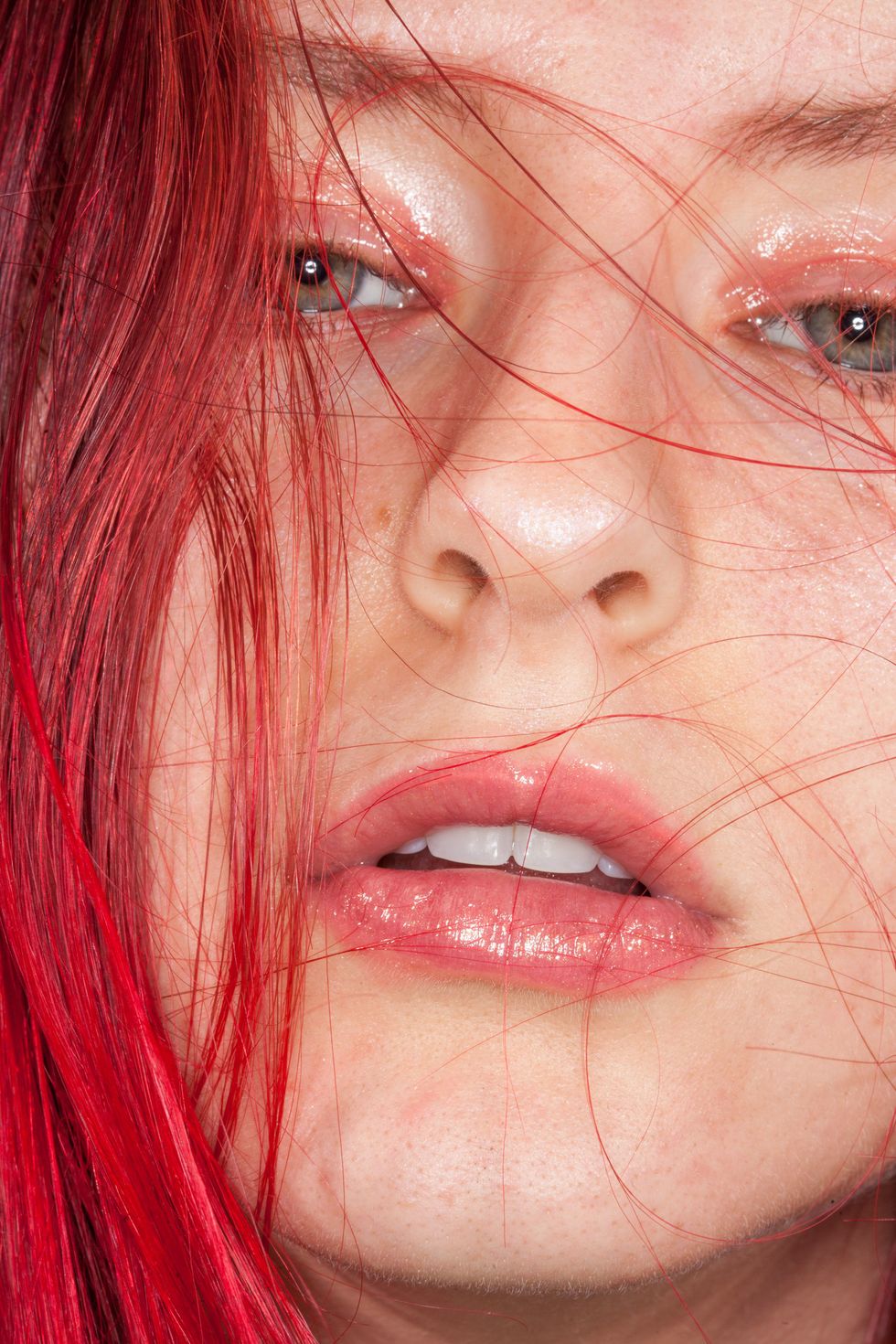 Watch a Glitter-Covered Mia Gladstone in "Baby Don't Worry" - PAPER ...