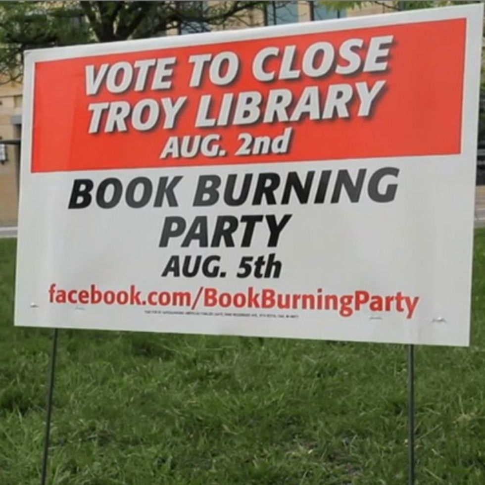 BURN. THE LIBRARIES. DOWN! Kidz Can Learned stuff On There Oan. - Upworthy