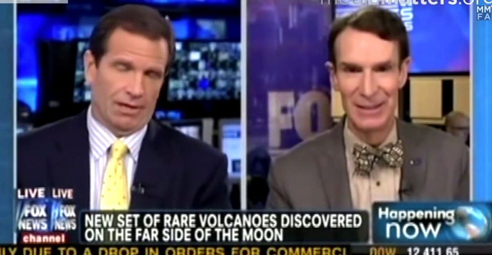 The 5 awkward times experts shut down news anchors by being experts ...