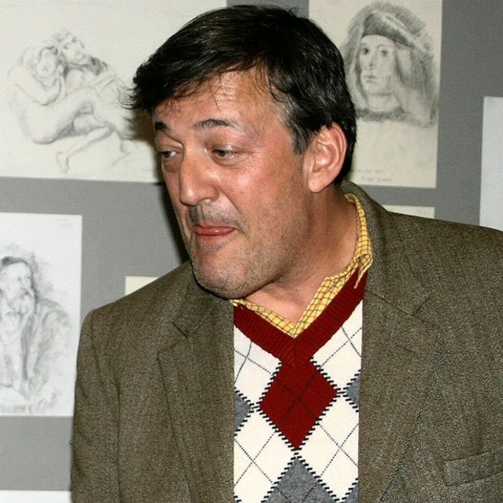 Stephen Fry's Bone-Crushing Final Remark In A Debate Against The ...