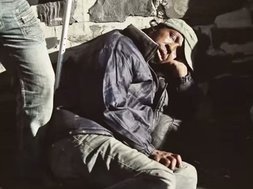 Here's a cool new kind of poster. When you hang it, people cry from ...