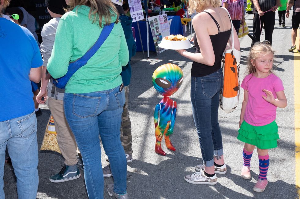 UFO Fair Draws Hundreds of Believers - PAPER Magazine