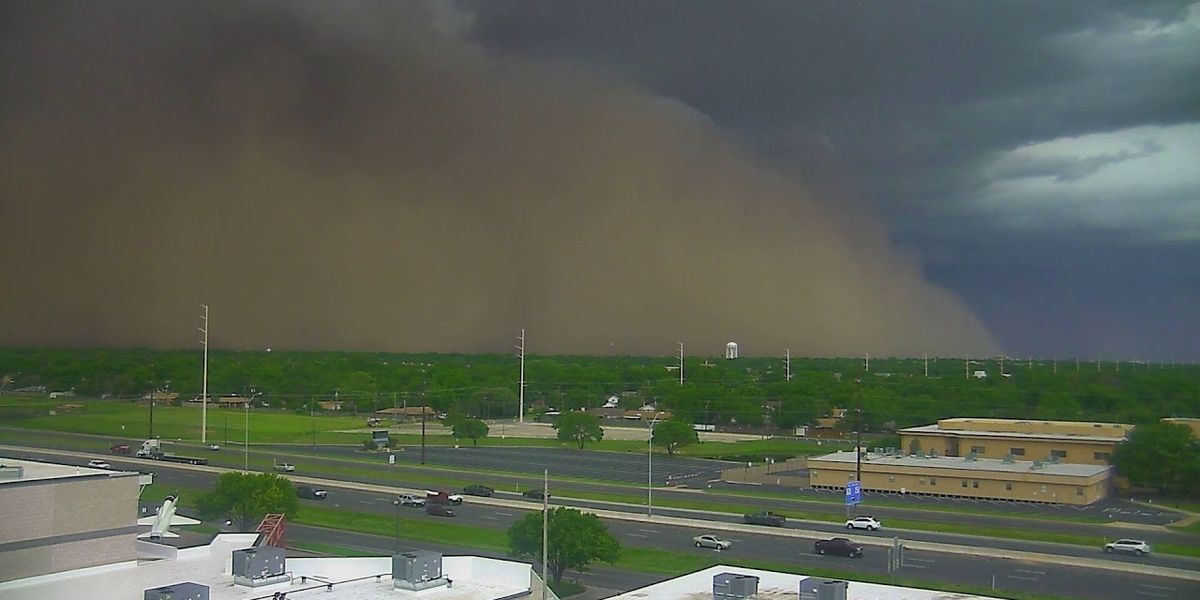 Watch huge dust storm in Texas engulf Lubbock in time-lapse video - It ...