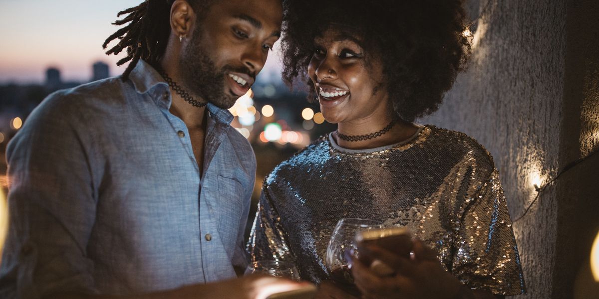 7 Ways To Have An Incredible First Date - xoNecole