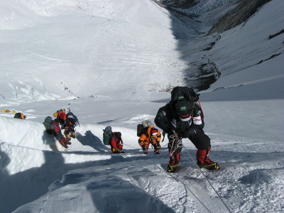 The Problem of Overcrowding On Everest