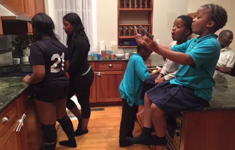 Common Threads taught Lauryn how to cook. Now she’s teaching her family ...