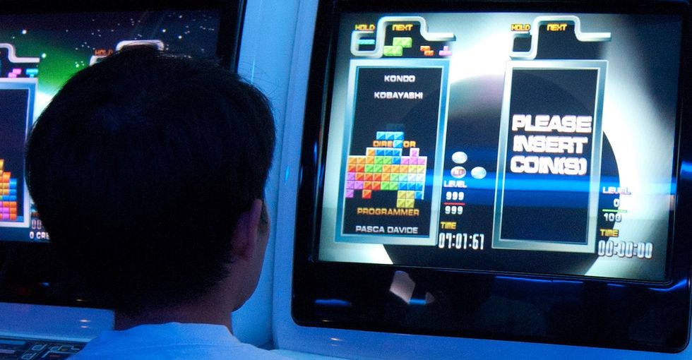 See what researchers found when people played Tetris after witnessing ...
