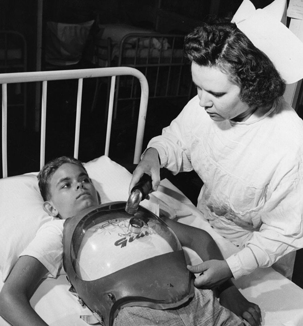 19 fascinating pictures to remind us what polio used to look like ...