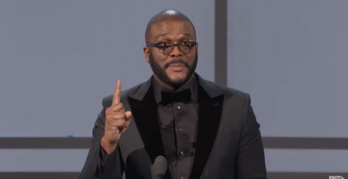 Tyler Perry's inspirational BET Awards speech is getting a standing ...