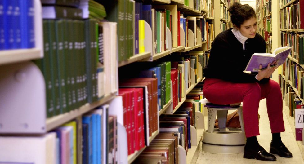 Librarians Have A Simple Message For The President Of The United States ...