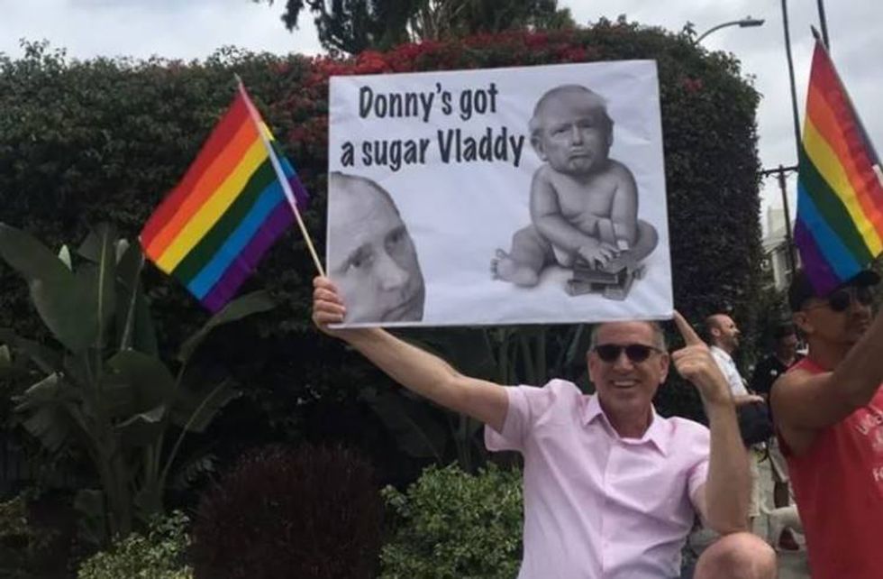 19 Of The Best Signs From Last Weekend’s LGBT Pride Celebrations - GOOD