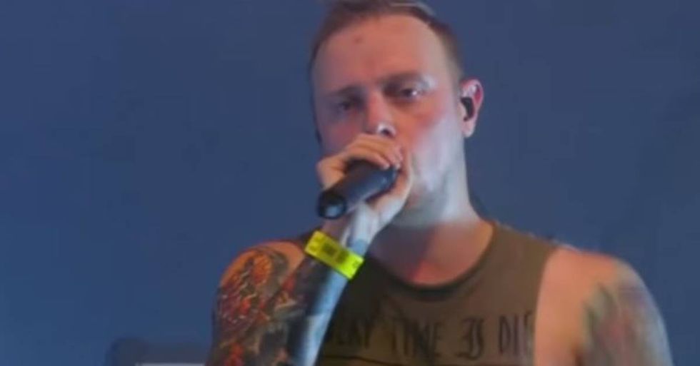 Architects’ Lead Singer Stands Up Against Sexual Assault At Netherlands ...
