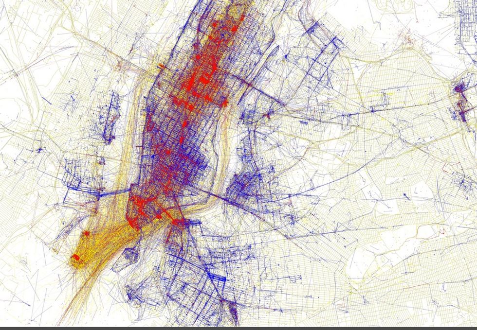 Gorgeous Geotagged Maps Show How Locals And Tourists Take Different ...