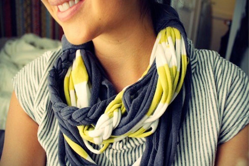 Wrap It Up: Make These 5 DIY Scarves How to Make a DIY Scarf - GOOD