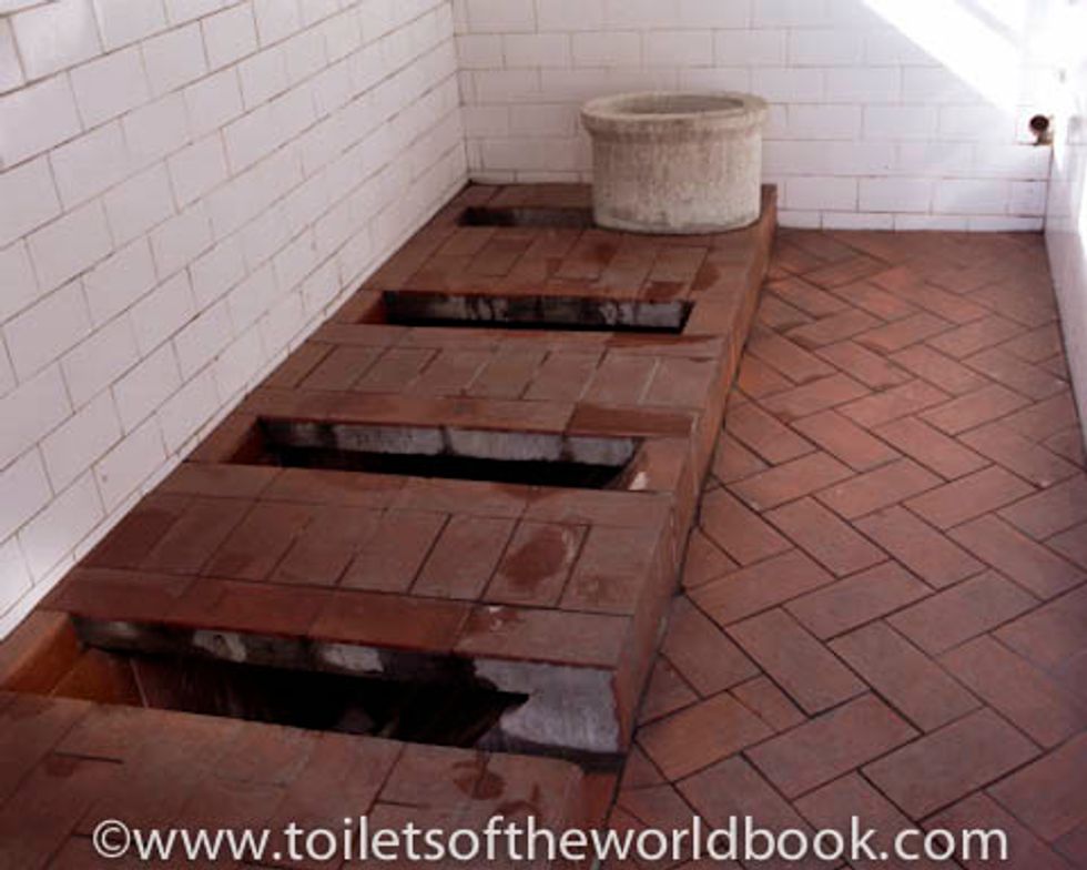 12 Awesome Toilets from Around the World - GOOD