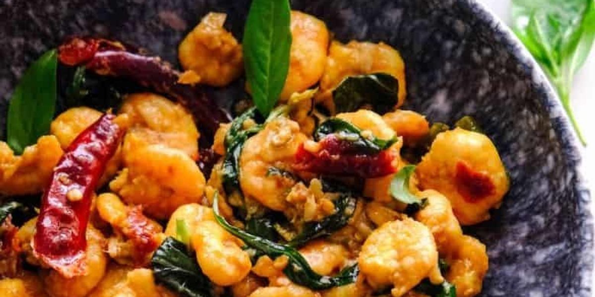 Thai Basil Shrimp Stir Fry - My Recipe Magic