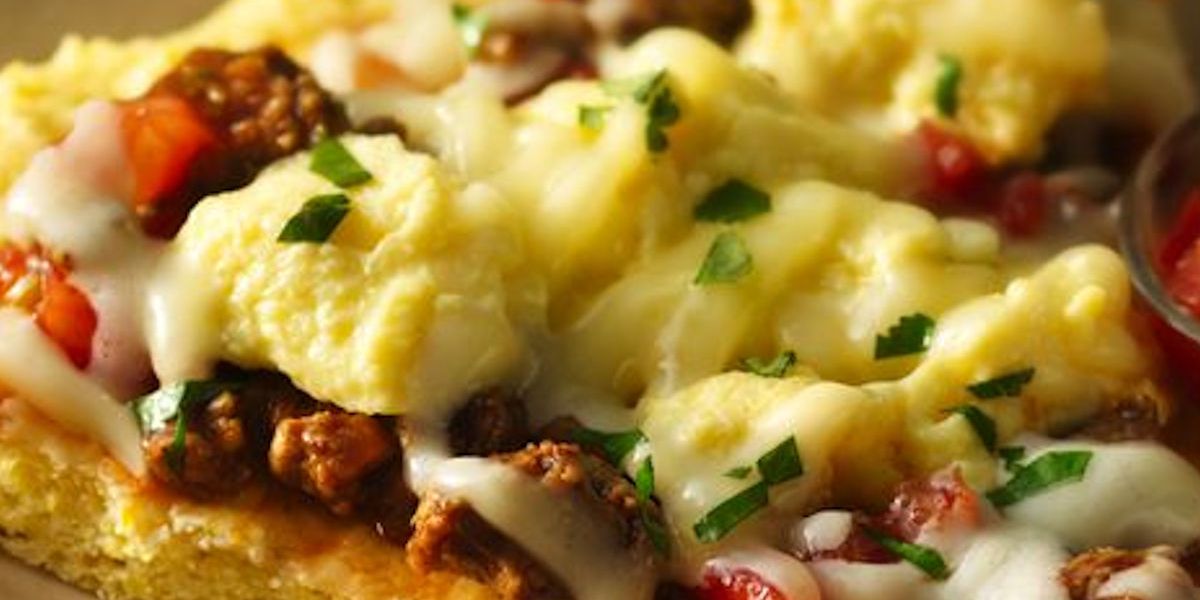 Huevos Rancheros Pizza - My Recipe Magic