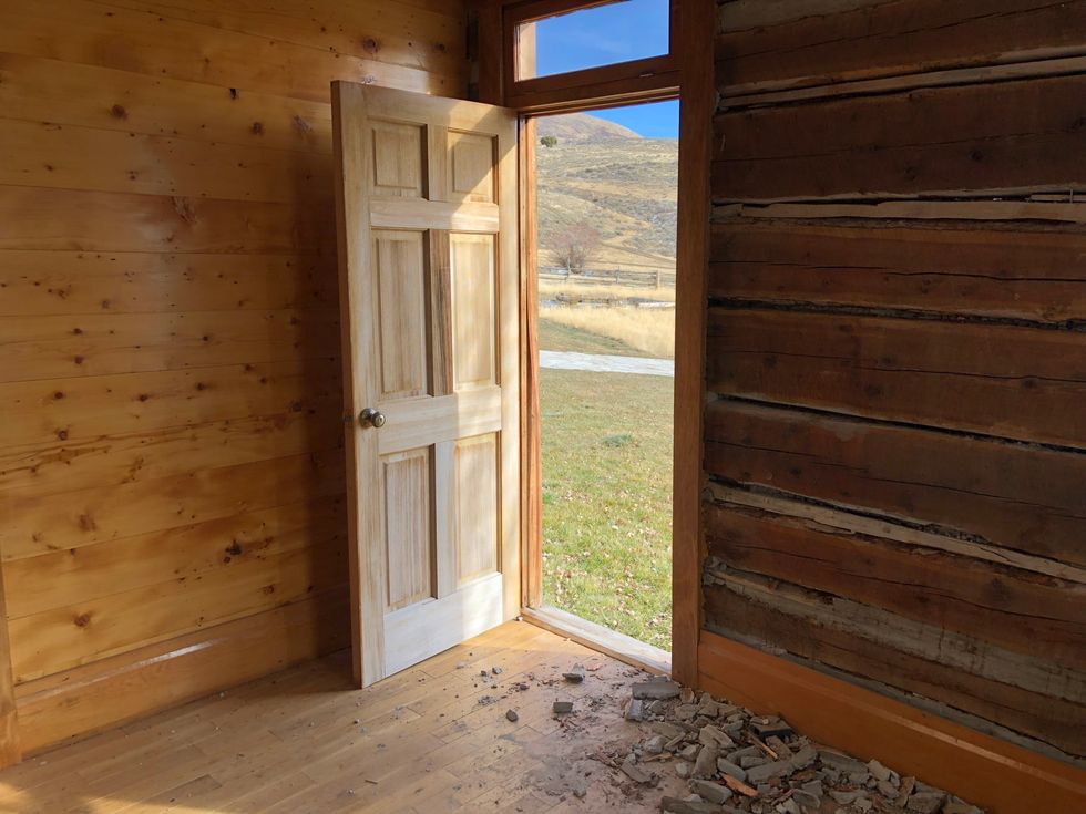 Restoring Beck Ranch: Take a tour of my 1882 cabin - Glenn Beck