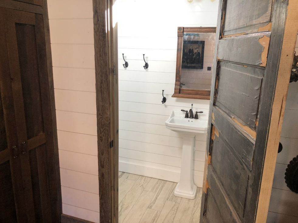 Restoring Beck Ranch: Take a tour of my 1882 cabin - Glenn Beck