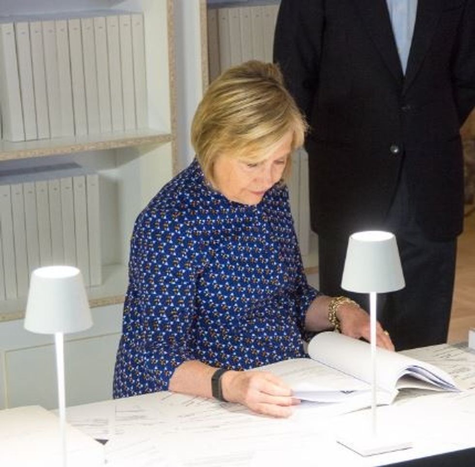 Hillary showed us what might have been as she sat at an Oval Office ...
